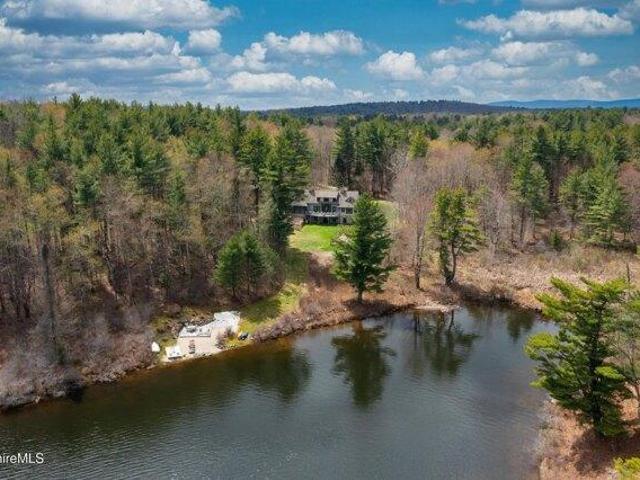 house with 4 bedroom, New Marlborough MA DLS101658818