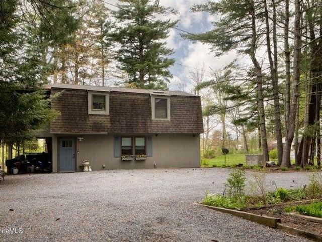 house with 4 bedroom, New Marlborough MA ES103444541