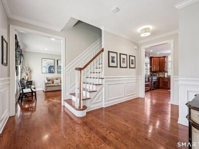 house with 4 bedroom, New Milford CT DLS102282383