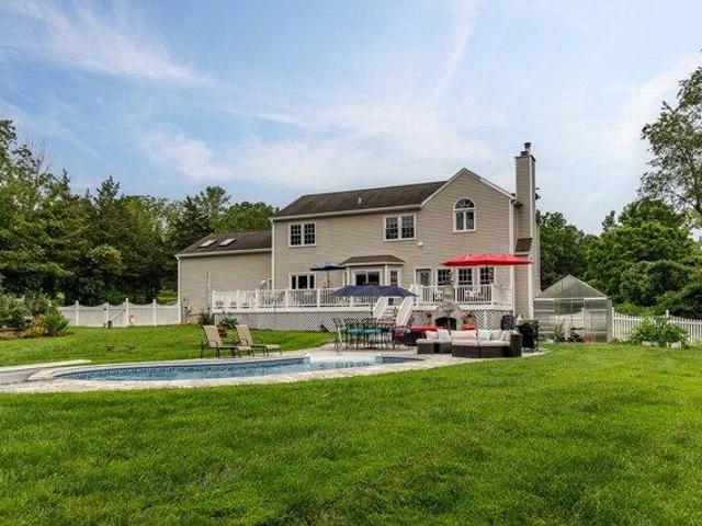 house with 4 bedroom, New Milford CT DS102762191