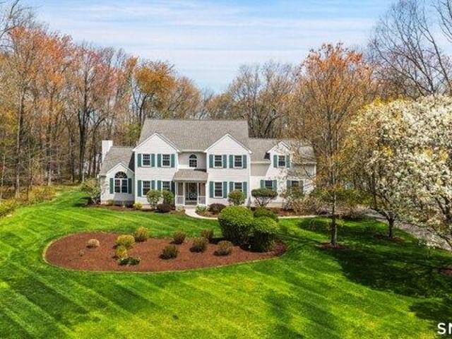 house with 4 bedroom, New Milford CT DS102823853