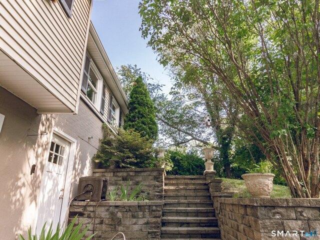 house with 4 bedroom, New Milford CT DS104111915