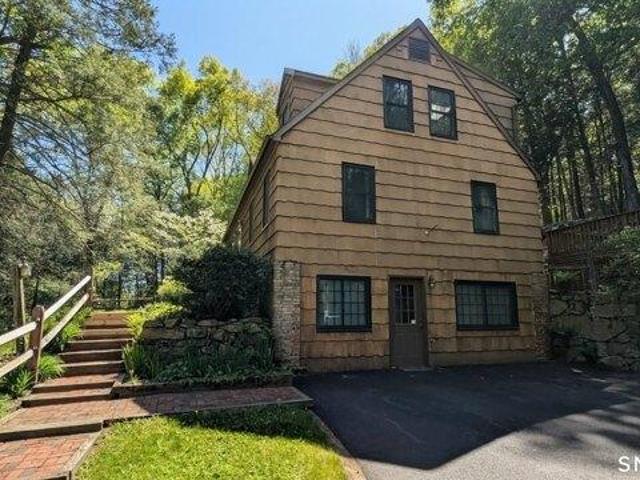 house with 4 bedroom, New Milford CT DS104266532