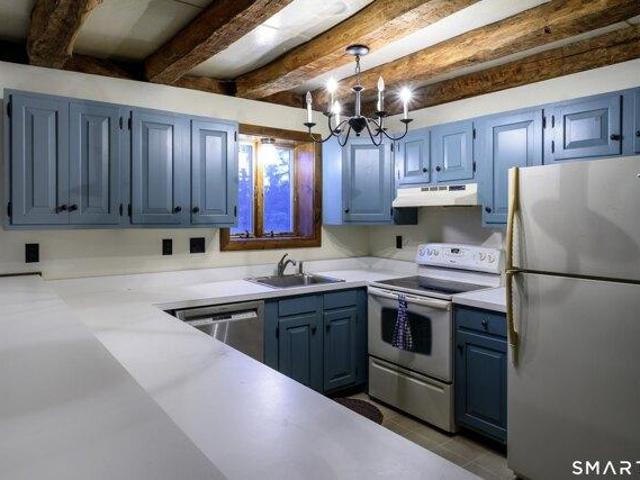 house with 4 bedroom, New Milford CT ES102827284