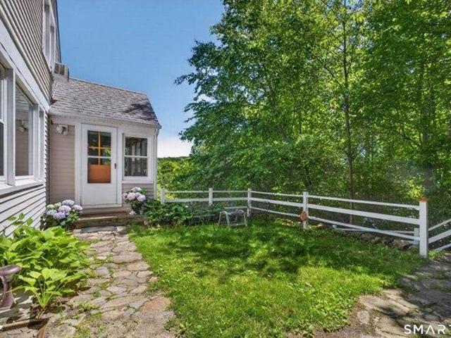 house with 4 bedroom, New Milford CT ES104150995
