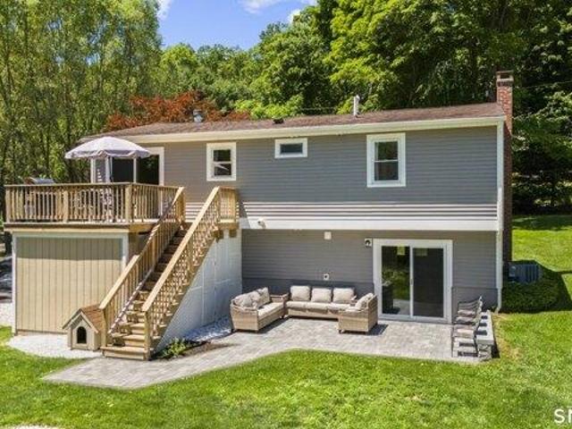 house with 4 bedroom, New Milford CT ES104152844