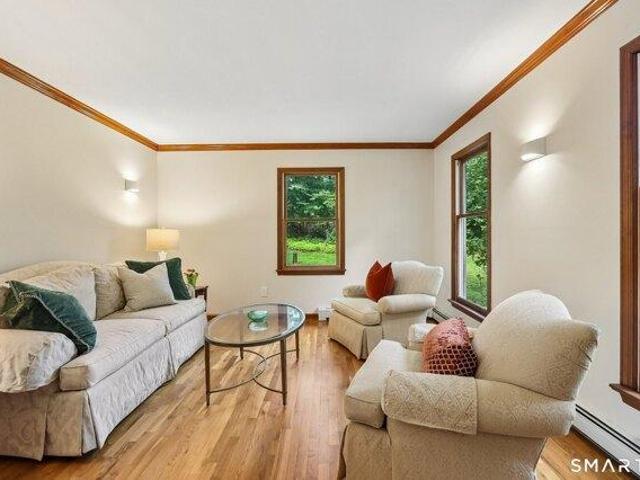 house with 4 bedroom, New Milford CT ES105156635