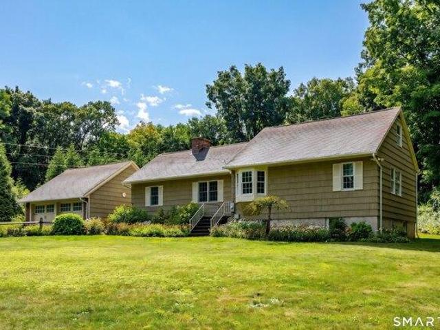 house with 4 bedroom, New Milford CT ES105157518