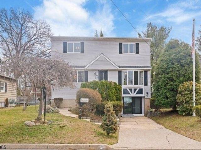 house with 4 bedroom, New Milford NJ DLS102586220
