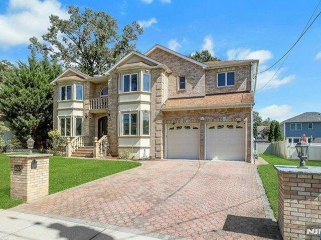 house with 4 bedroom, New Milford NJ DS102475745