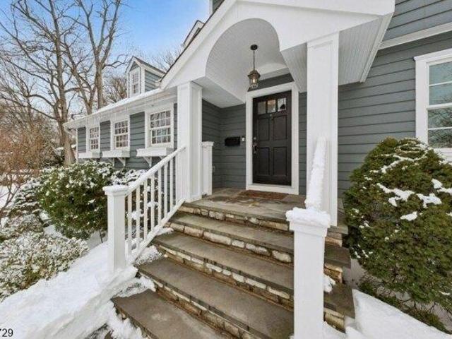 house with 4 bedroom, New Providence NJ DLS101604334