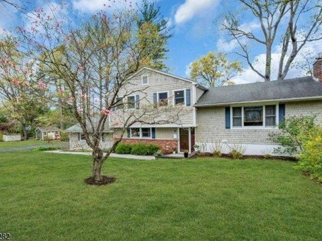 house with 4 bedroom, New Providence NJ DLS101706097