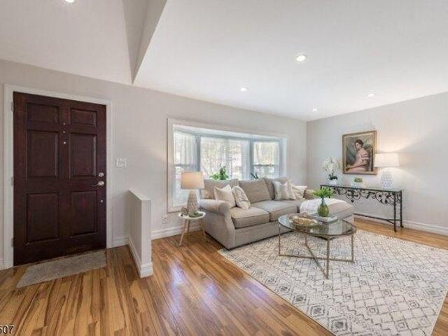 house with 4 bedroom, New Providence NJ DLS101781127