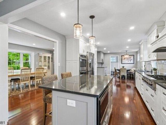 house with 4 bedroom, New Providence NJ ES105191665