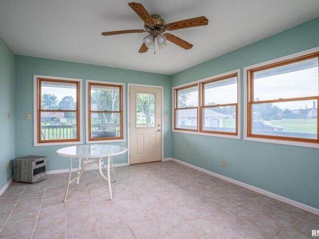 house with 4 bedroom, New Windsor IL DLS93308239