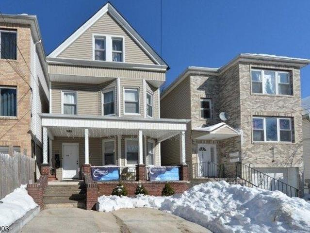 house with 4 bedroom, Newark NJ DLS102707860