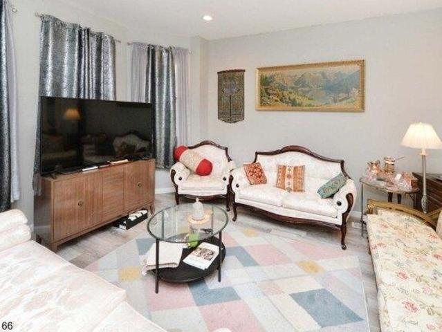 house with 4 bedroom, Newark NJ DLS102727019