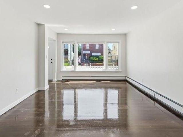 house with 4 bedroom, Newark NJ DLS102727885