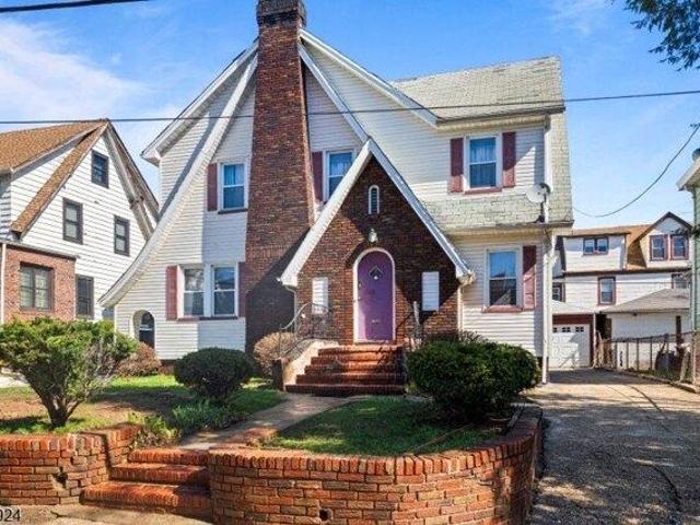 house with 4 bedroom, Newark NJ DLS102780128