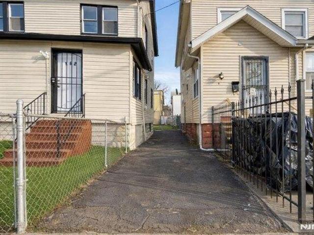 house with 4 bedroom, Newark NJ DS101747025