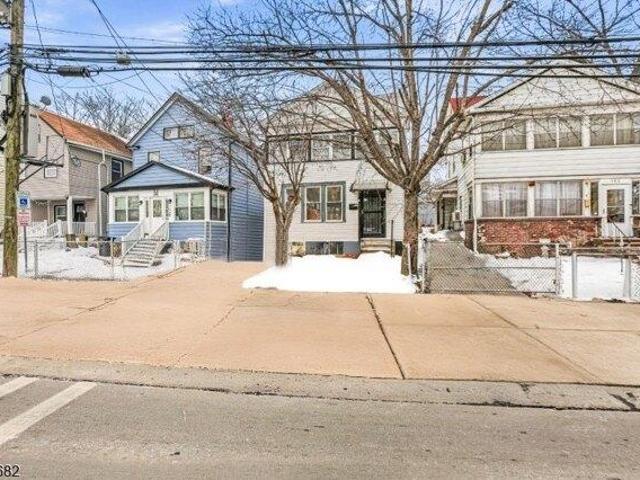 house with 4 bedroom, Newark NJ DS101781621