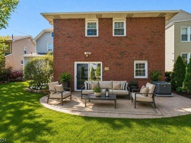house with 4 bedroom, Newark NJ DS102584337