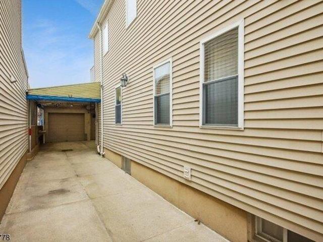house with 4 bedroom, Newark NJ DS102026206