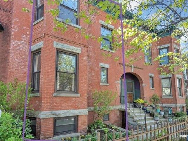 house with 4 bedroom, Newark NJ DS102254829