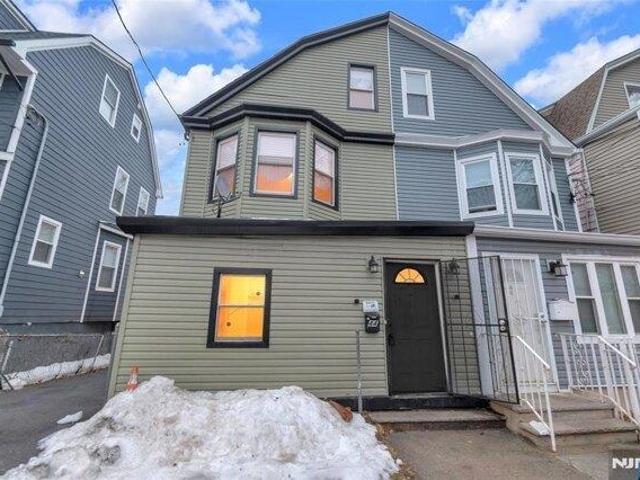 house with 4 bedroom, Newark NJ DS102283448