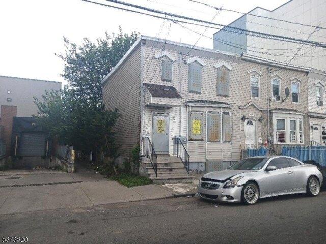 house with 4 bedroom, Newark NJ DS104190146