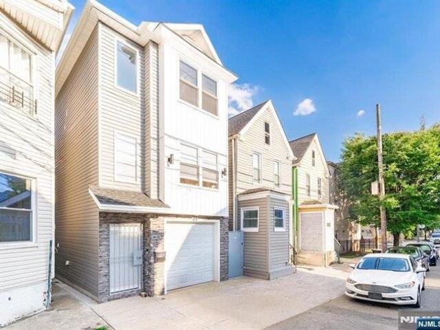 house with 4 bedroom, Newark NJ DS104237453