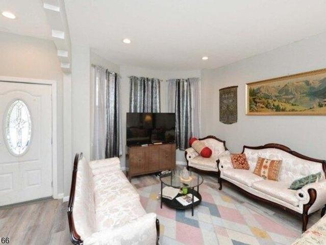 house with 4 bedroom, Newark NJ ES103599854