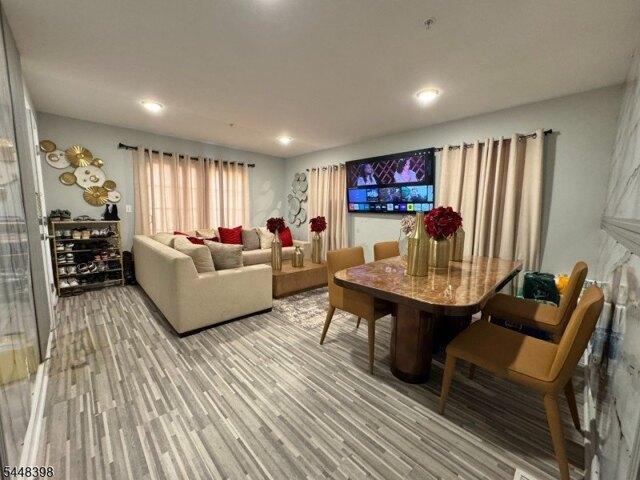 house with 4 bedroom, Newark NJ ES104833586