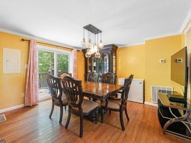 house with 4 bedroom, Newark NJ ES104870075