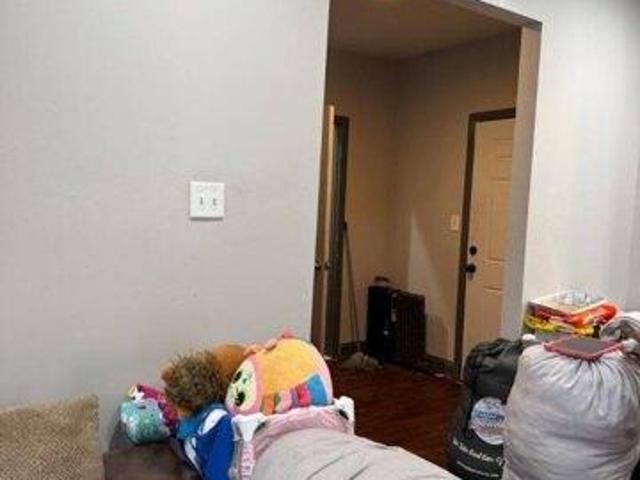 house with 4 bedroom, Newark NJ ES104922084