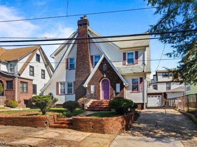 house with 4 bedroom, Newark NJ ES105126548