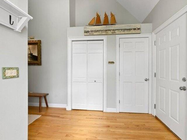 house with 4 bedroom, Newbury MA ES103035161
