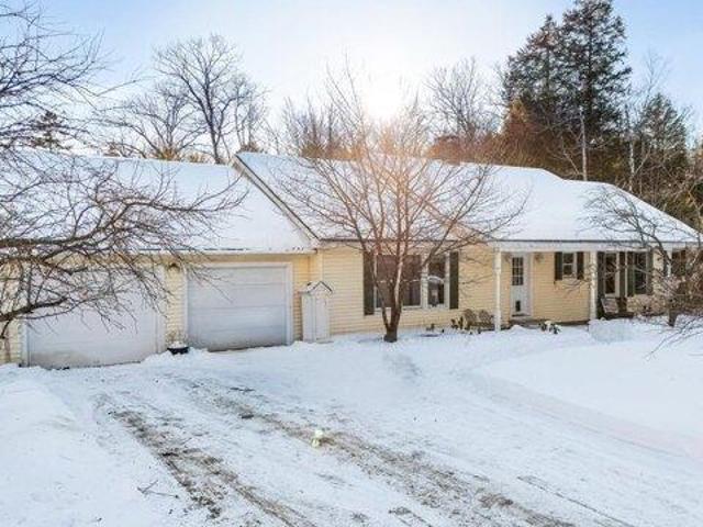 house with 4 bedroom, Newbury NH ES88267565