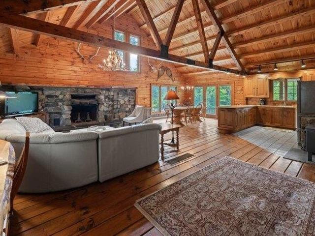 house with 4 bedroom, Newbury VT DLS102257429