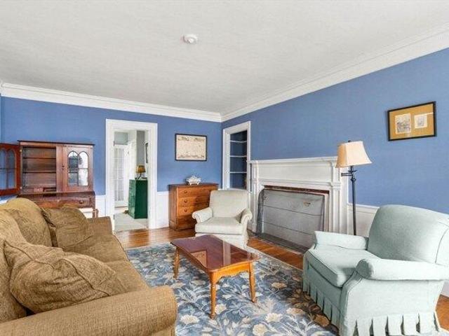 house with 4 bedroom, Newburyport MA ES103125175