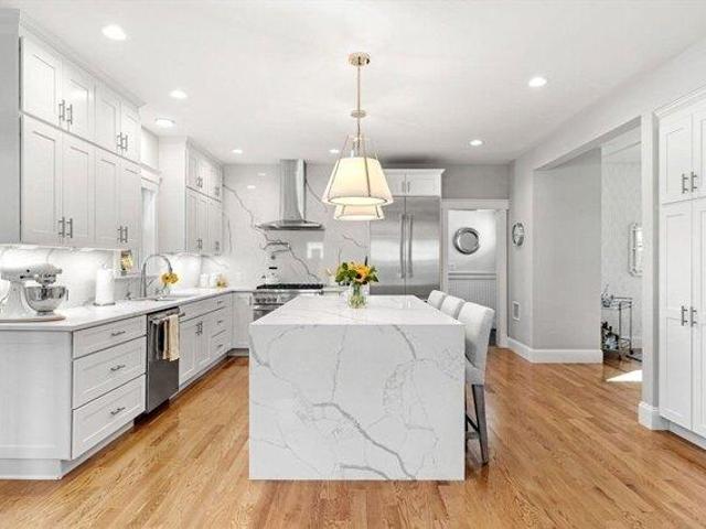 house with 4 bedroom, Newburyport MA ES103588074