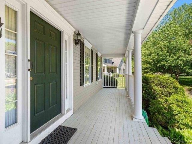 house with 4 bedroom, Newburyport MA ES103885059