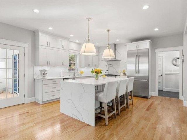 house with 4 bedroom, Newburyport MA ES104834110