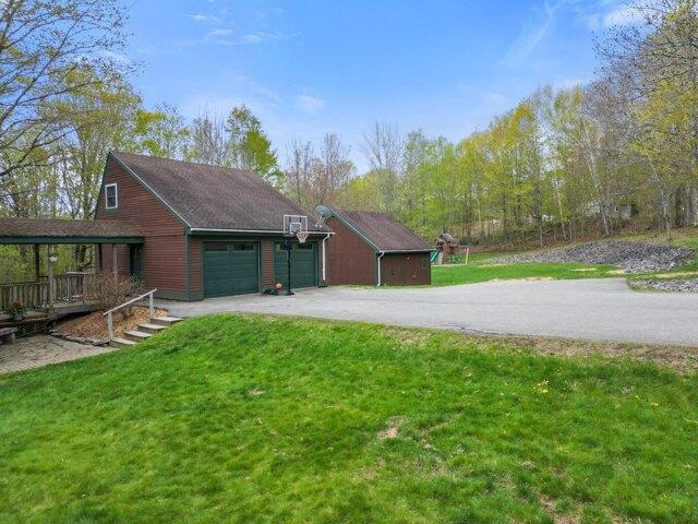 house with 4 bedroom, Newburgh ME ES105092469
