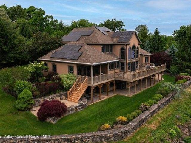 house with 4 bedroom, Newburgh NY DS103625944