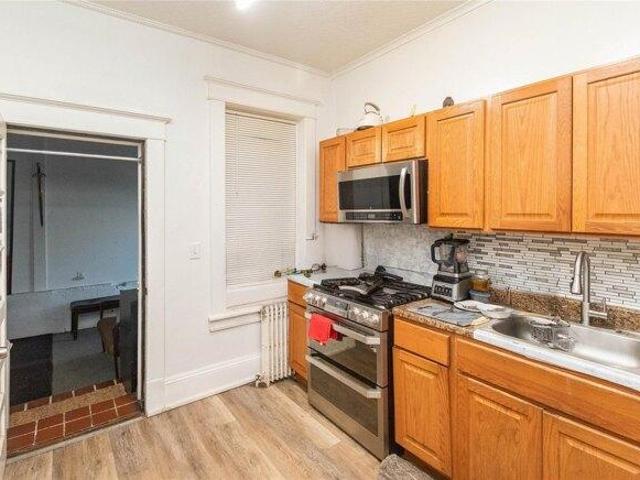 house with 4 bedroom, Newburgh NY DS89541476