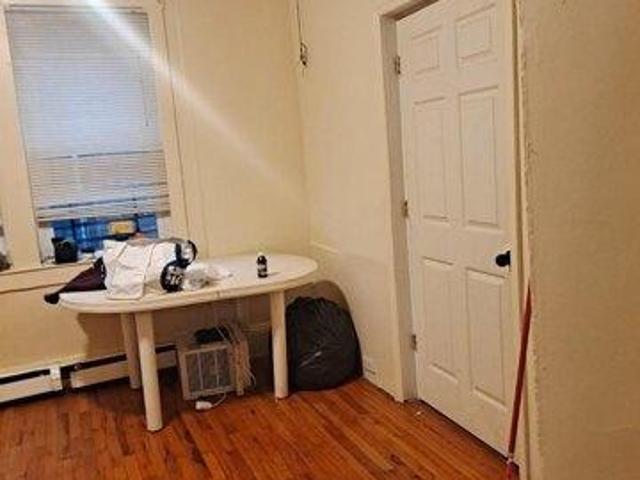 house with 4 bedroom, Newburgh NY ES103621582