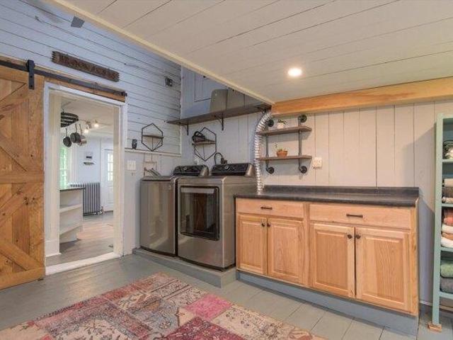 house with 4 bedroom, Newfane VT ES103435337