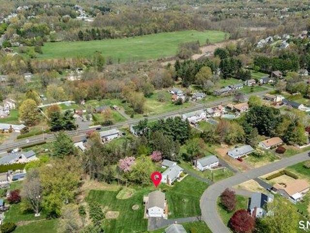 house with 4 bedroom, Newington CT DS103070752