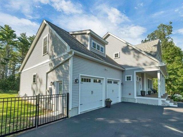 house with 4 bedroom, Newmarket NH ES104920750